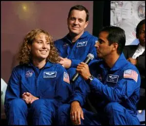 NASA celebrates Educator Astronauts during annual Space Week observance ...